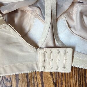 Elila | Intimates & Sleepwear | Elila Cream Fullcoverage Wireless Bra ...